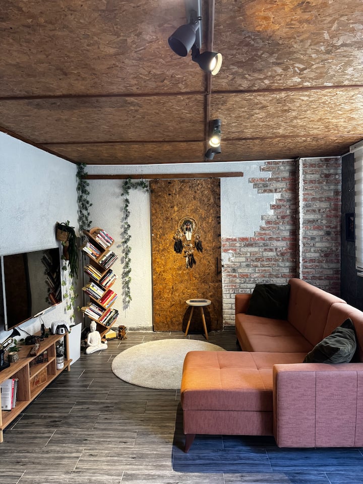 Medipol Ve Hisara Yakın Dekoratif Daire - Polonezköy