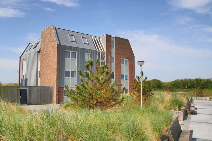 Modern Appartement Met Omheinde Tuin Bij Strand - Julianadorp