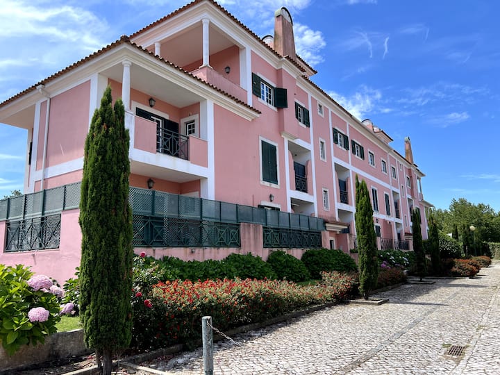3 Bedroom Apartment In A Private Condominium - Cascais