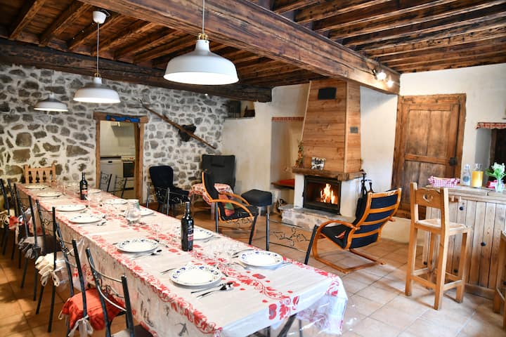 Ferme Rénové Qui Accueillera Famille Ou Amis. - Ancelle