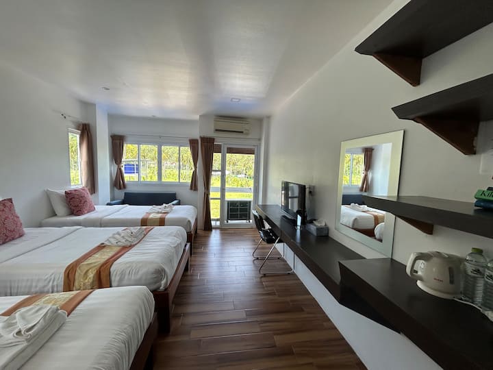 Koh Tao Amt Tripple Room - Ko Tao