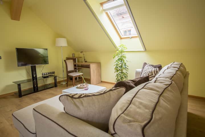 Modern Apartment In Dumbraveni, Transylvania - Dumbrăveni