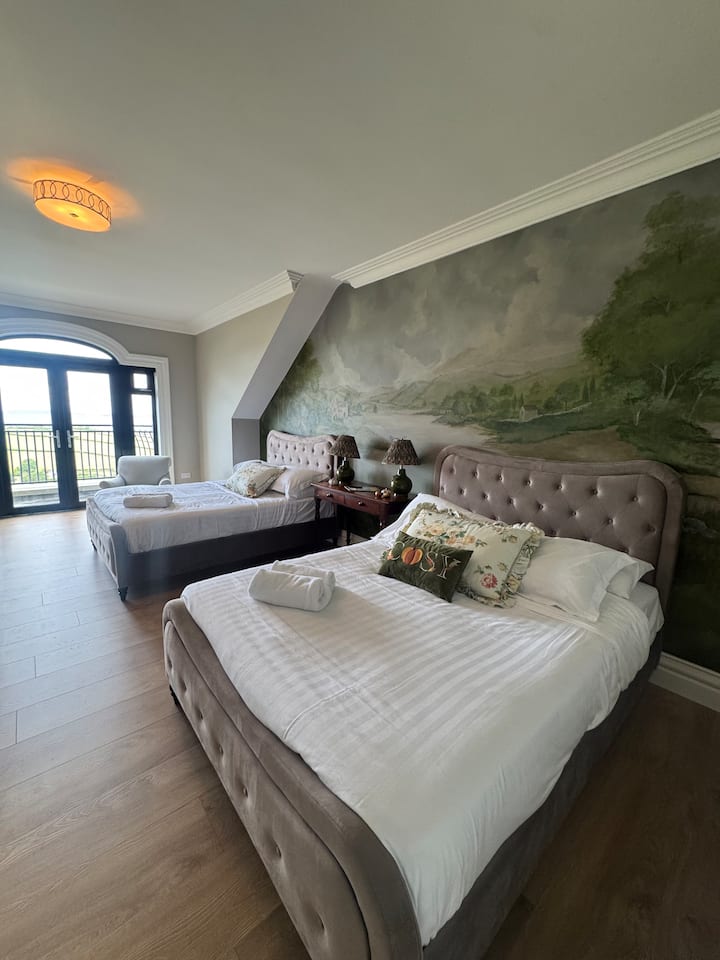 Milton On The Moyle (Room Two) - Derry