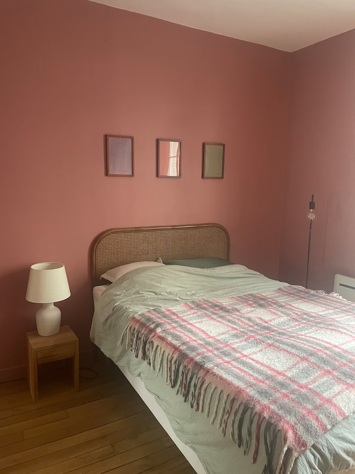 Charmant Appartement Parisien - France