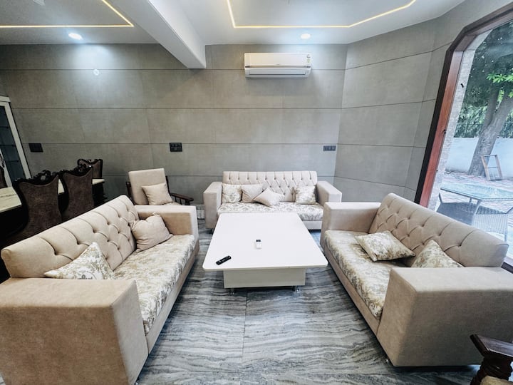 Ambar Villa - Sahibzada Ajit Singh Nagar