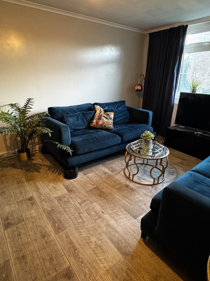 Spacious 2bed Flat,great Location &Transport Links - Fulham