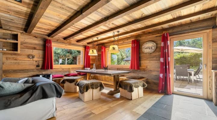 Chalet Du Bonheur · Sleeps 6 · La Tzoumaz - Verbier