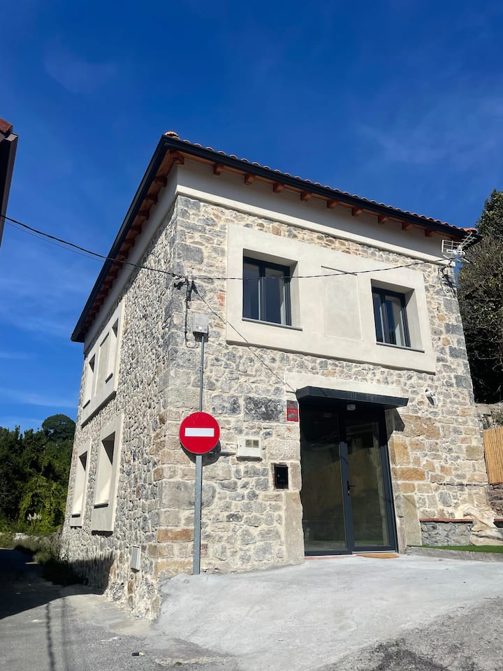 Maison Urdiales: Charme Près De La Mer - Castro Urdiales