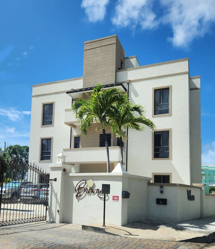 New South Coast 2 Bed 2 Bath Condo Near Beach - Barbados