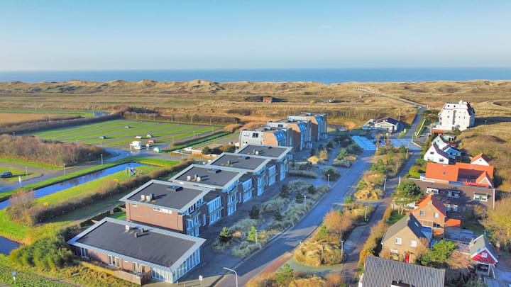 Ruim Appartement Voor 6 Personen Met Tuin Aan Zee - Julianadorp