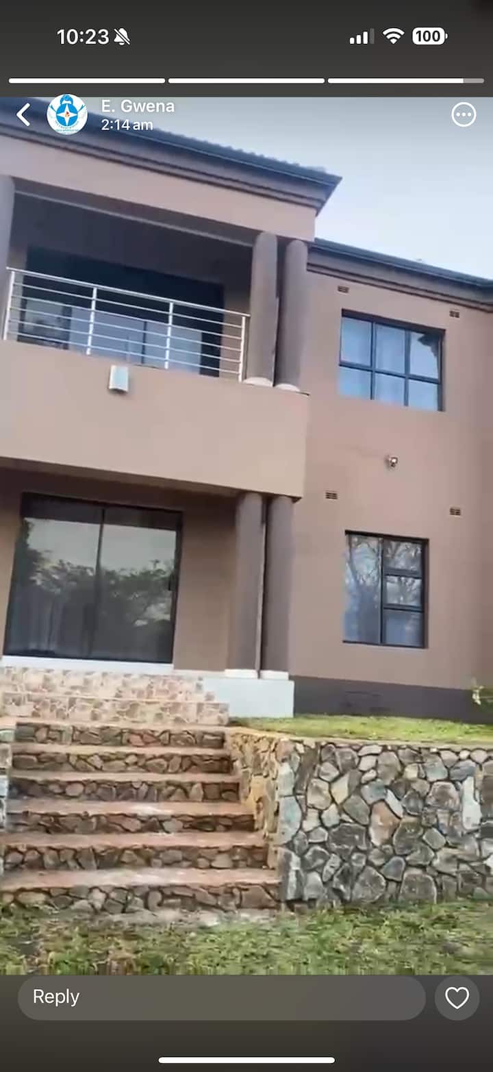 Resy & Petty Shawasha Hills Luxurious Villa - Harare