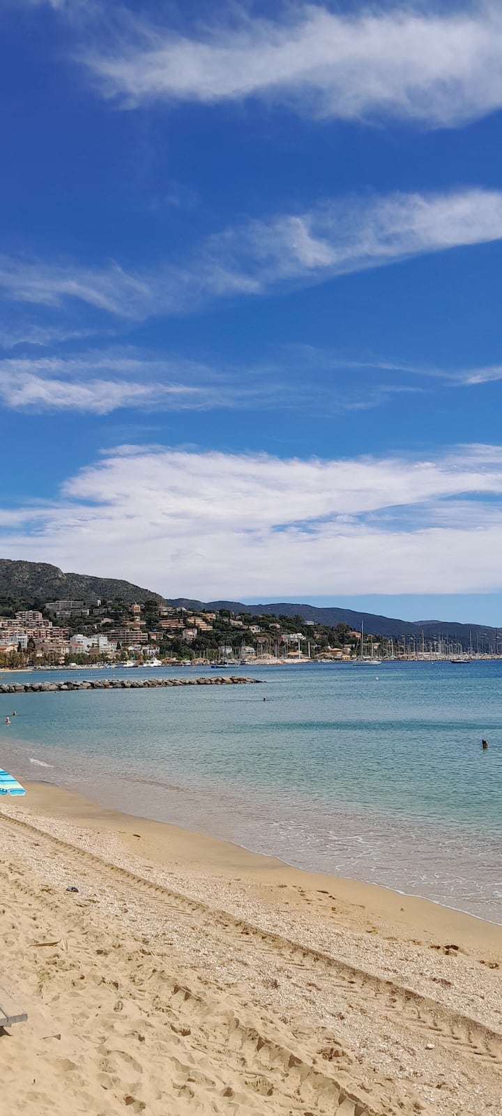 Studio Cabine Bord De Mer. - Le Lavandou