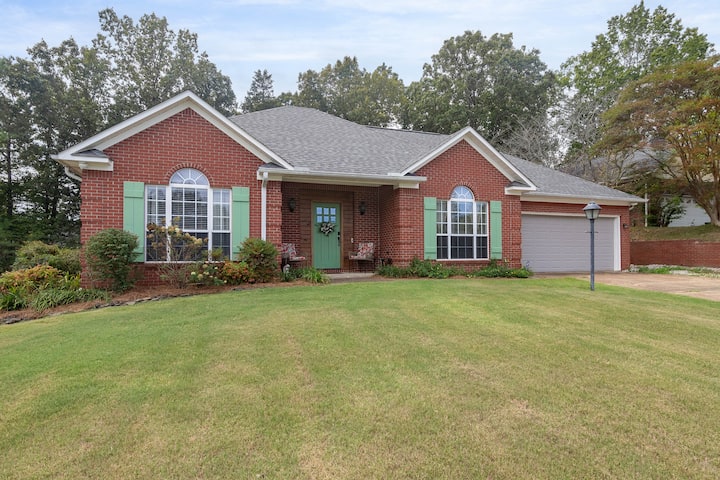 Family-friendly Oxford Retreat Near University - Oxford, MS