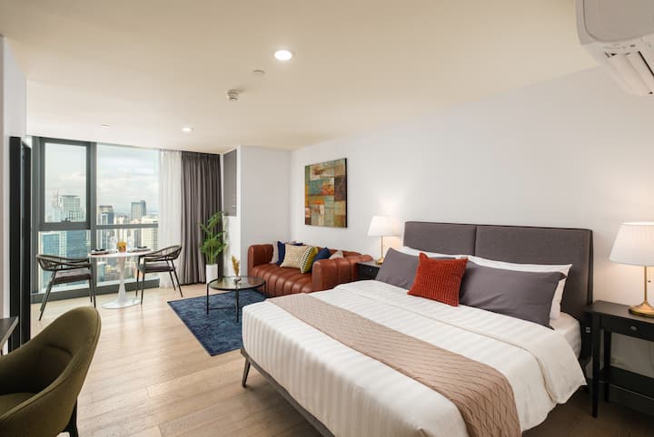 New! Panoramic Corner Studio In Poblacion Makati - Makati