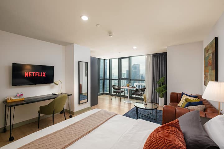 New! Panoramic Corner Studio In Poblacion Makati - Manila