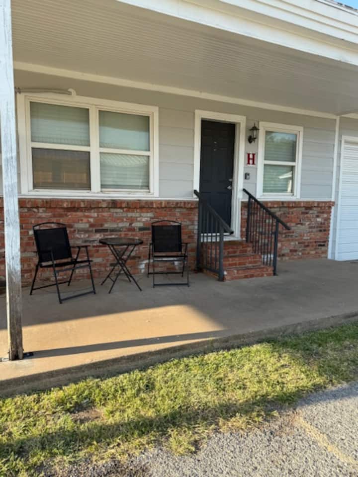 Sv Apt. H - Wichita Falls, TX