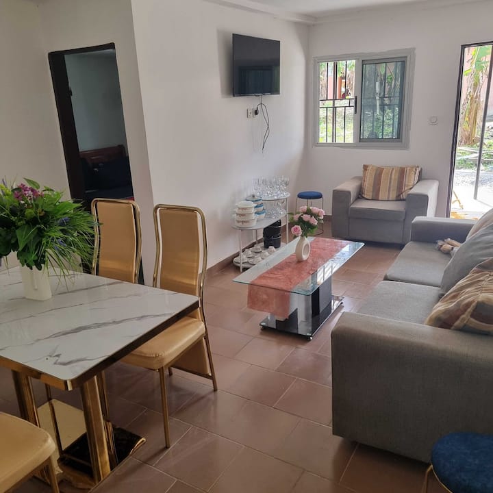 Ebolowa - Appartement 3 Pièces Climatisé - Cameroon
