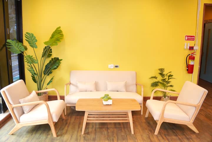 Cozy Room For 6 | Near Beach + Chill Hangout - Kata Beach