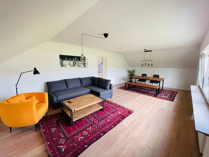 Gemütliche Dg-wohnung Mit Aussicht! - Rheinstetten