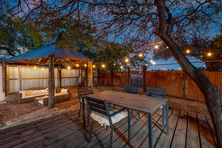 1 Min To 4th Ave & Congress | 1 Br 1 Ba | Casita - Tucson, AZ