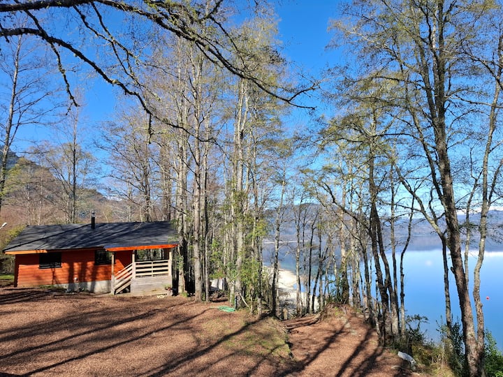 Cabaña N°1 Orilla Lago Maihue, Futrono - Chile
