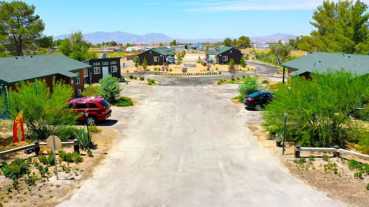 E2 One Bedroom Cabin - Pahrump, NV