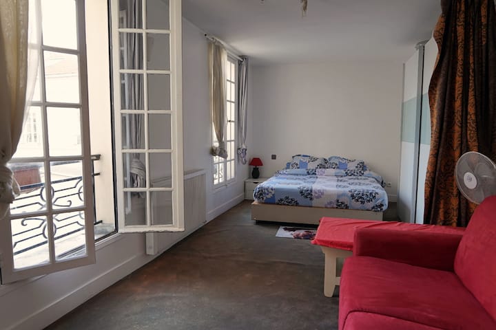 Cambre Privée
à Bastille - Parigi