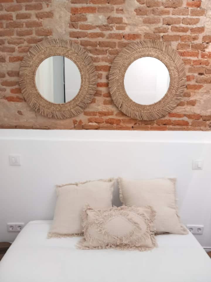 New In Madrid & Cuatro Caminos - Madrid