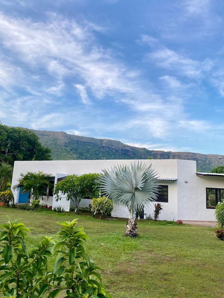 Espectacular Quinta De Descanso - Honda