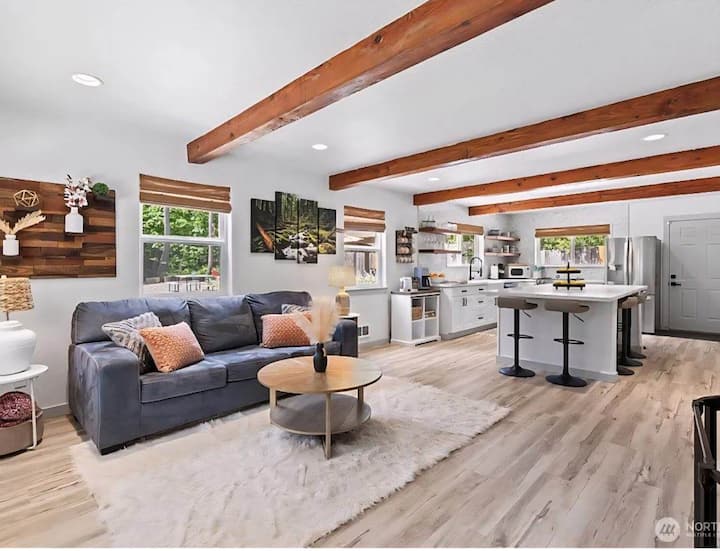 The Blessing House - Shelton, WA