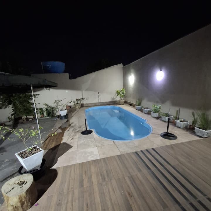 Casa Com Piscina E Churrasqueira. - Cuiabá