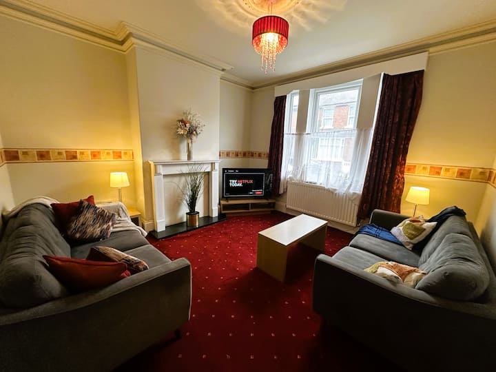 Comfortable Stay For Work, Family & Relax - Stafford, UK