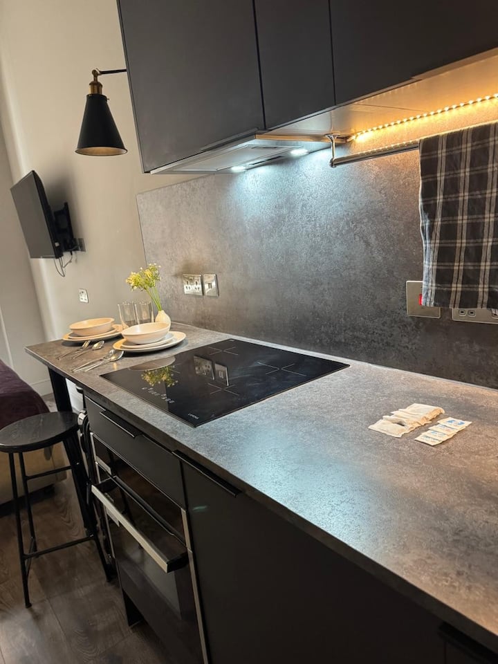 (34/f12)*modern Studio Zone1 Notting Hill + Wi-fi - Londen