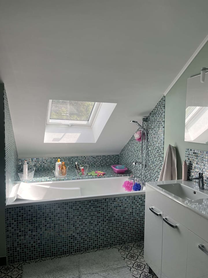 ÉTape En Côte-d’or -Tout L’étage D’une Maison - Arnay-le-Duc