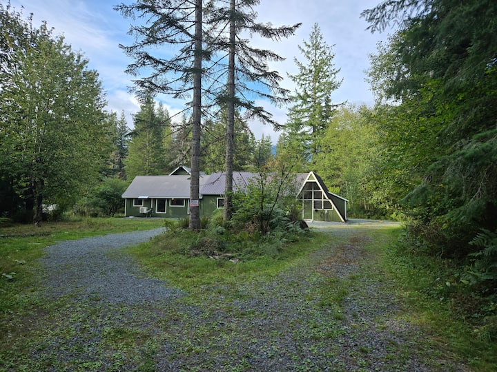 Xl Secluded Retreat: Ev+hottb+games+ac+gym+fireplc - Ashford, WA
