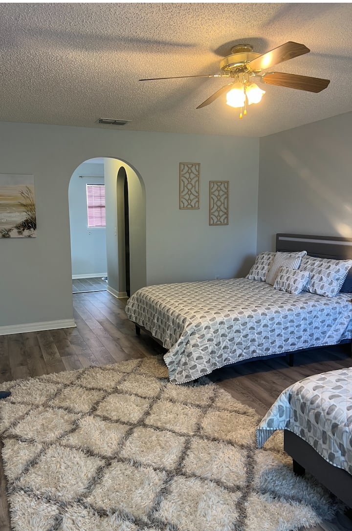 Cozy Two Story House Of Normandy Blvd. - Jacksonville