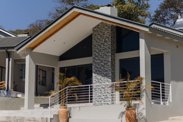 Family Friendly Cluster House In Monavale Harare - Harare