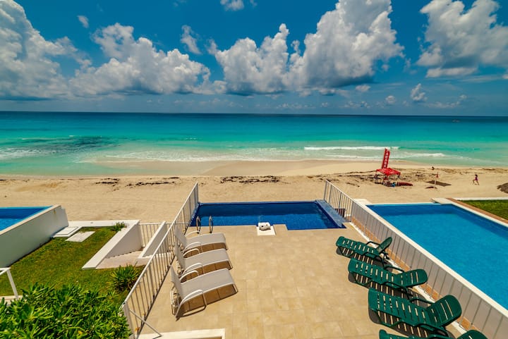 Casa Con Alberca Privada, Orilla Del Mar Con Vista - Cancún