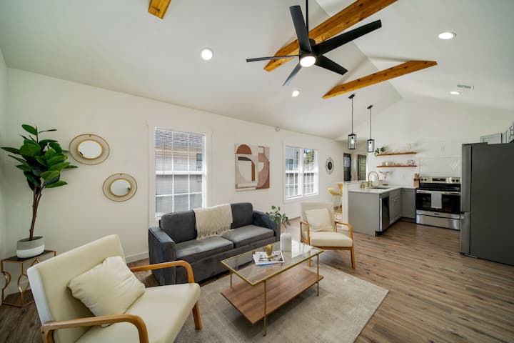 Rest On Route 66/walk To Motherroad - Tulsa, OK