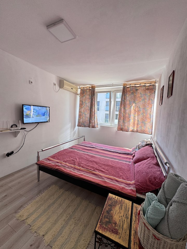Lola Apartment Near Lake - Kragujevac