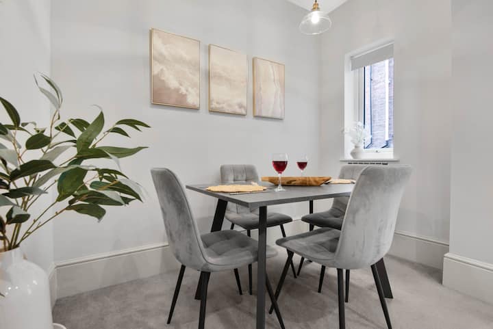 Whiskawayhomes - Shaw Street - Apartment 1 - Worcester, UK