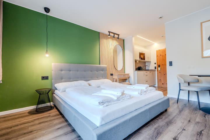 Cozy Alpine Room | Self-check-in Zell Am See - Saalfelden