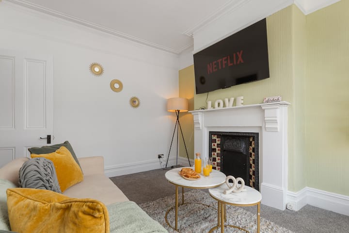 Luxury / Comfy Home In Manchester Center - Stockport