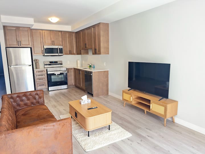 Relaxing 2-bedroom Getaway - Kitchener