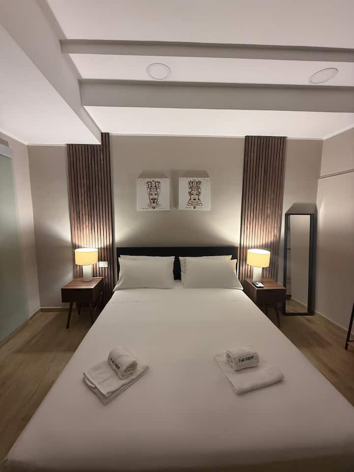 Casa Elegante Nel Cuore Di Taormina - Taormina