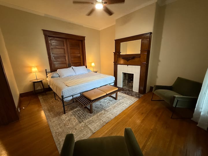 *Highlands*laundry*outdoor Space*parking* - Louisville, KY