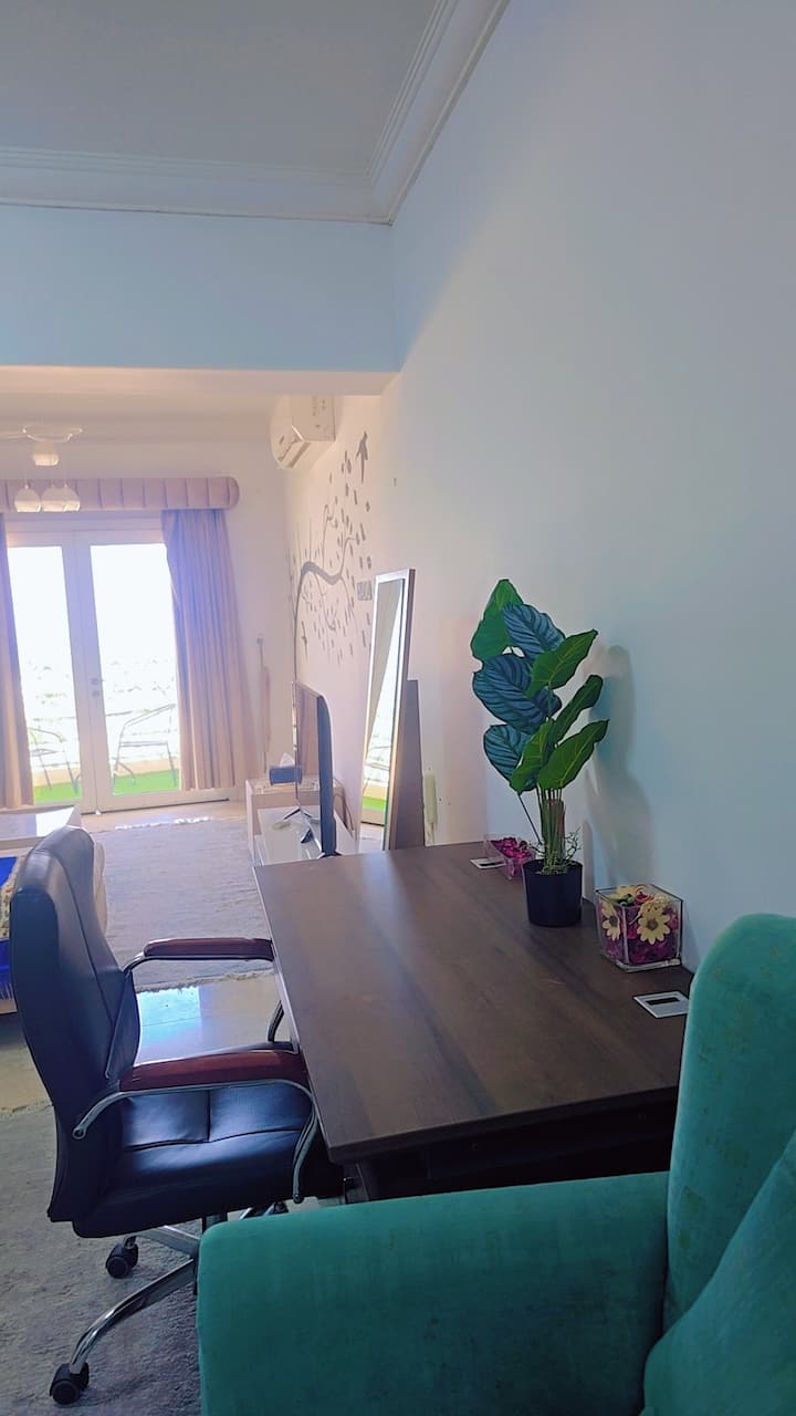Muscatشقة راقي مطلة ع الشاطي 
9دقائق عن المطارFlat - Mascate