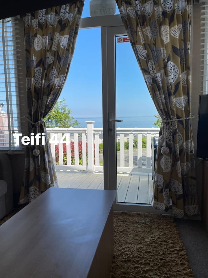 Teifi 44 On Haven’s Quay West - New Quay