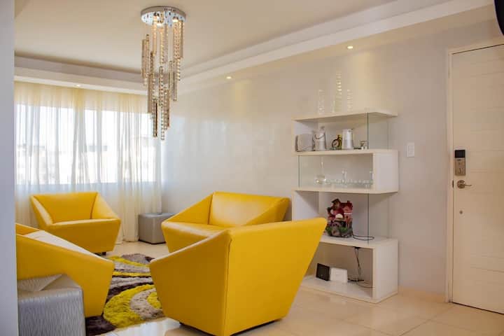 Steps From The Beach – Bright 2-bedroom Getaway - La Romana