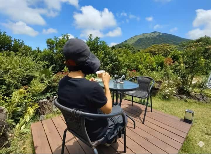 A Small Hideaway In The Rural Forest - Jeju-si